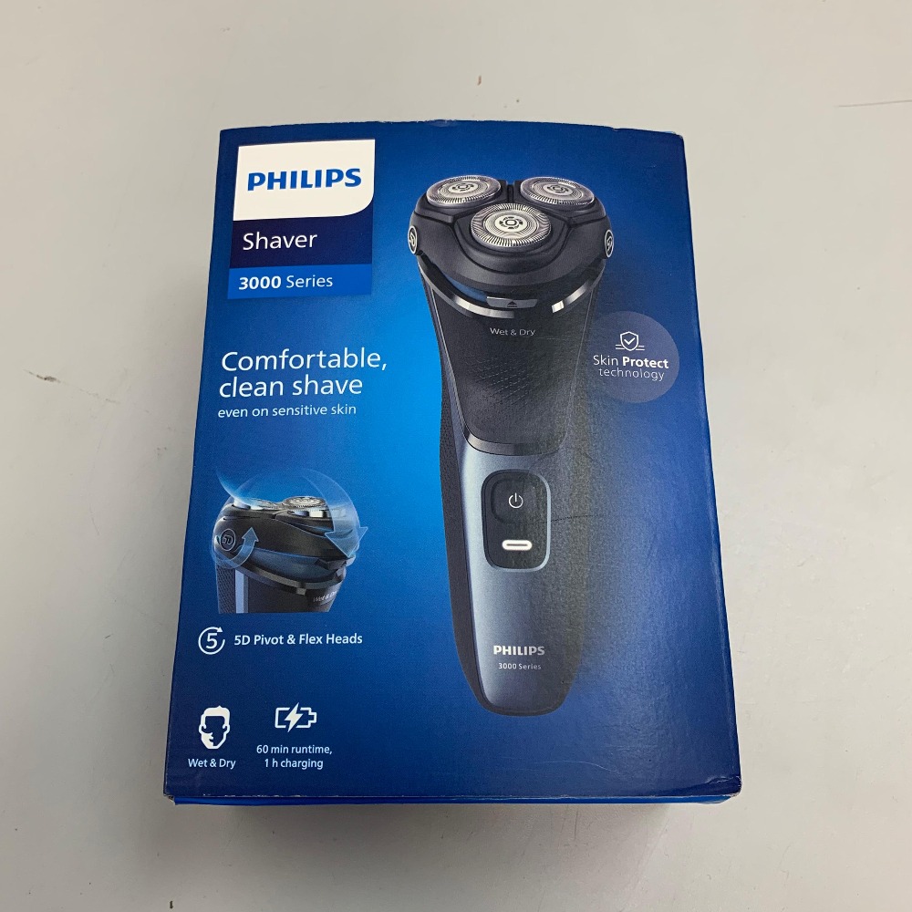 New Philips Wet or Dry Electric Shaver Series 3000 5D Pivot & Flex Heads - S3144/00 - Own4Less